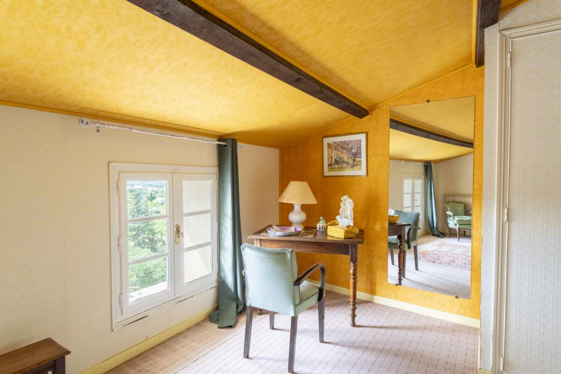 60 M² Majatalo ∙ 2 Makuuhuonetta ∙ 5 Vierasta - Pernes-les-Fontaines