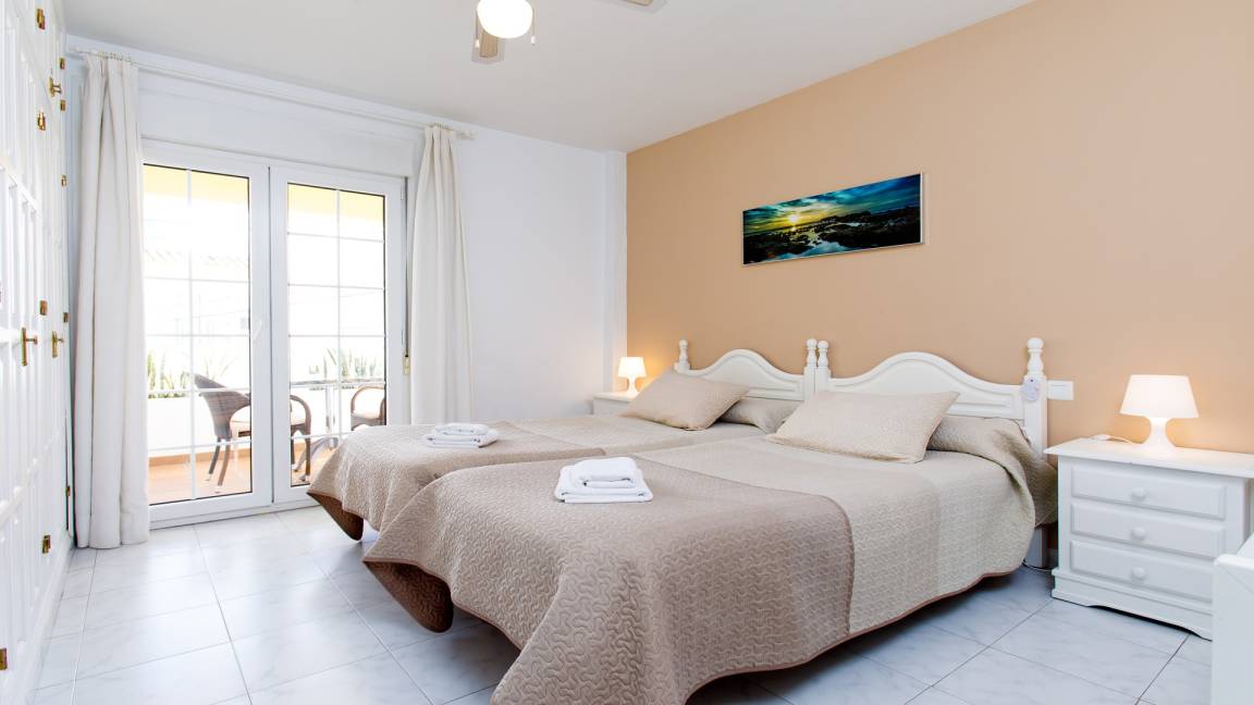 50 M² Apart Hotel ∙ 1 Quarto ∙ 3 Hóspedes - Nerja