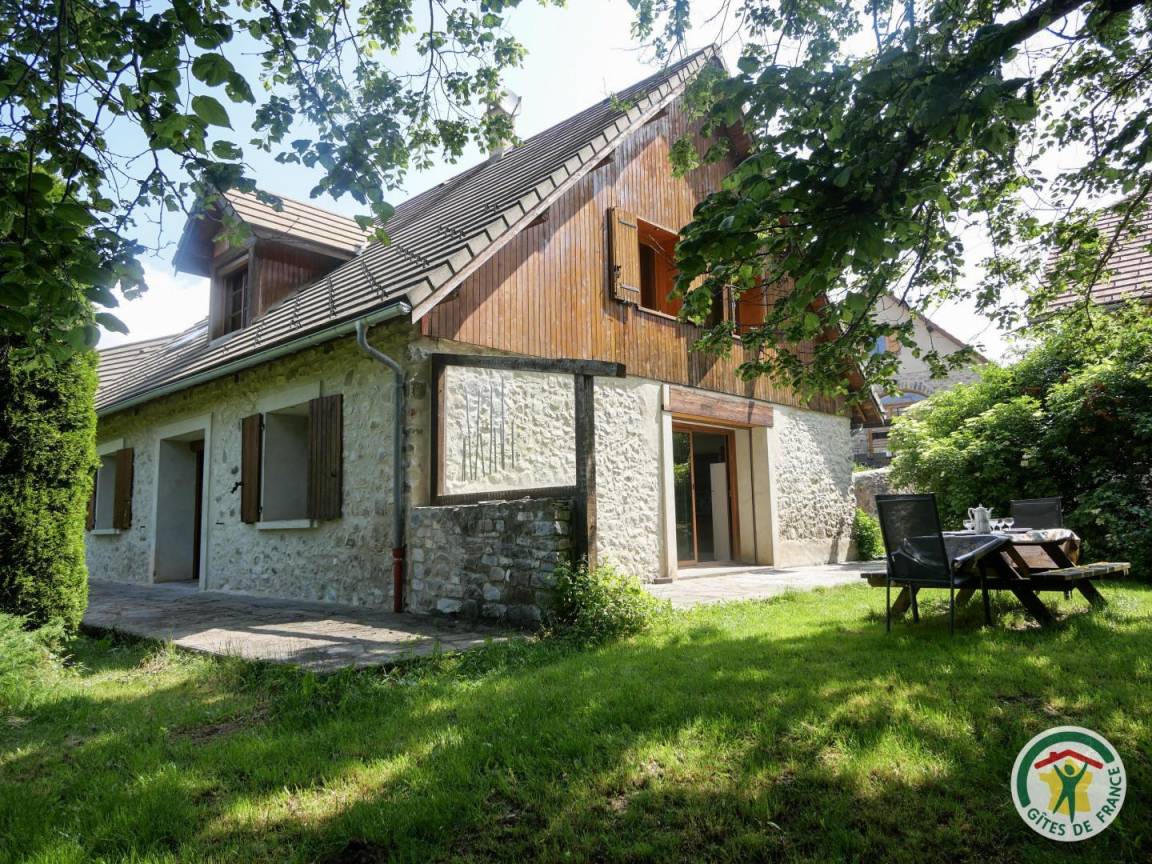 150 M² Gîte ∙ 5 Chambres ∙ 10 Personnes - Hautes-Alpes