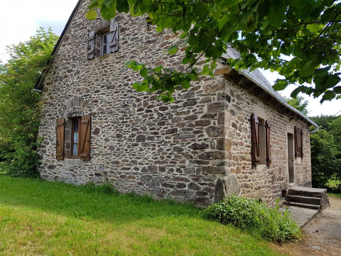 72 M² Gîte ∙ 3 Chambres ∙ 6 Personnes - Corrèze