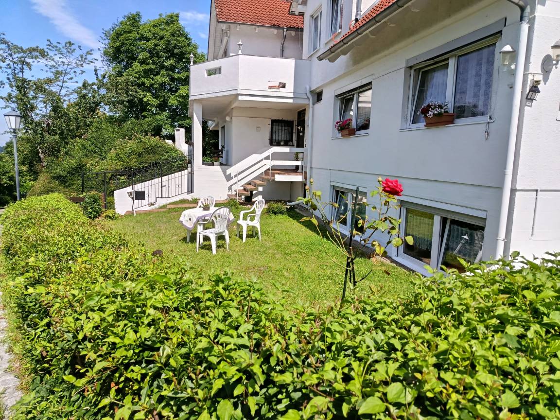 95 M² Ferienhaus ∙ 2 Schlafzimmer ∙ 5 Gäste - Neuenburg am Rhein
