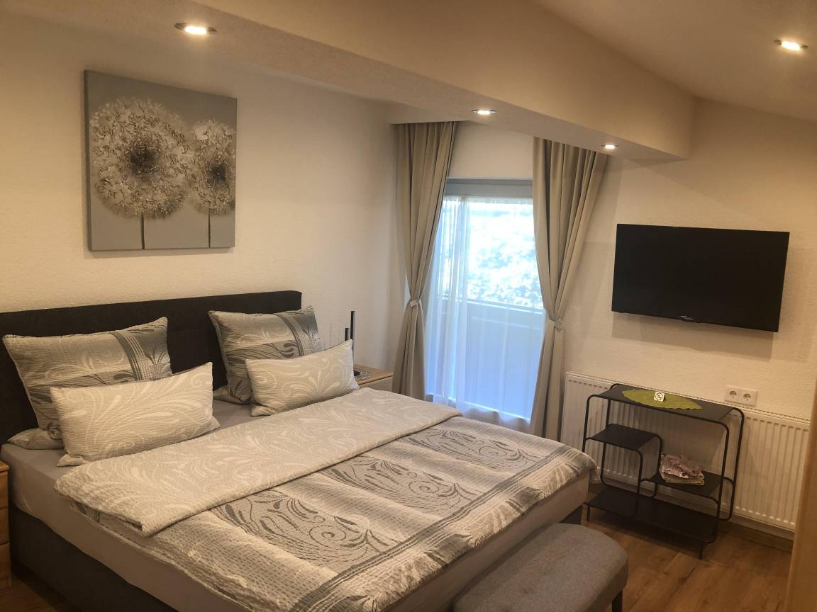 80 M² Appartement ∙ 3 Slaapkamers ∙ 6 Gasten - Fügen