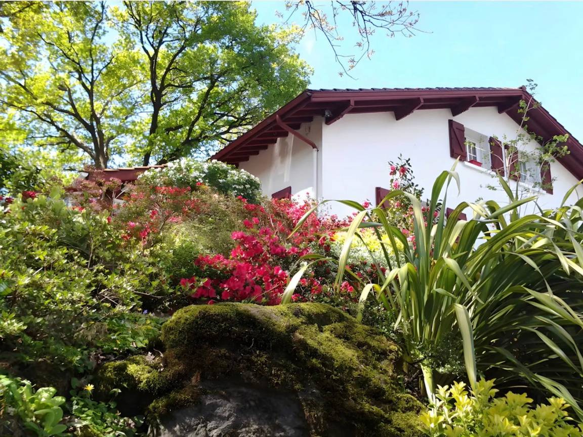 15 M² Chambre D'hôtes ∙ 2 Chambres ∙ 4 Personnes - Cambo-les-Bains