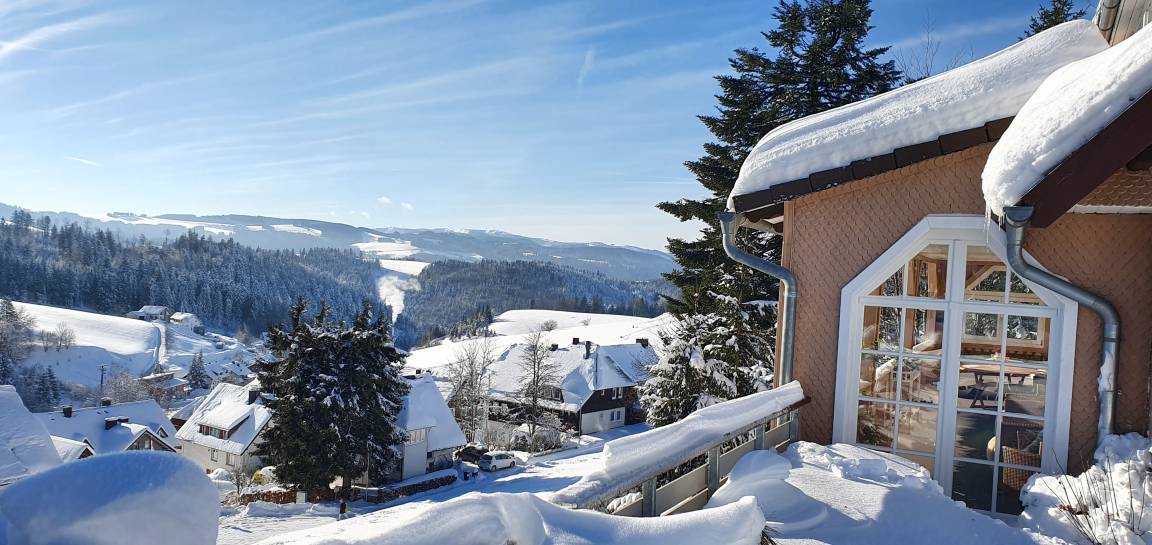 95 M² Apartment ∙ 2 Bedrooms ∙ 5 Guests - Triberg
