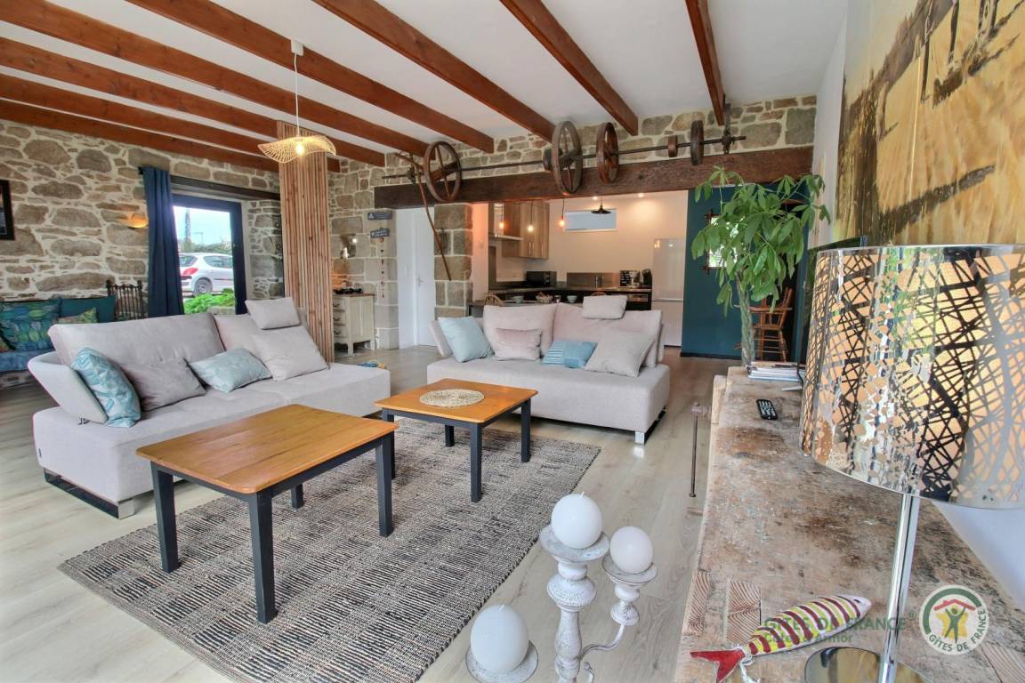 68 M² Gîte ∙ 1 Chambre ∙ 2 Personnes - Plougrescant