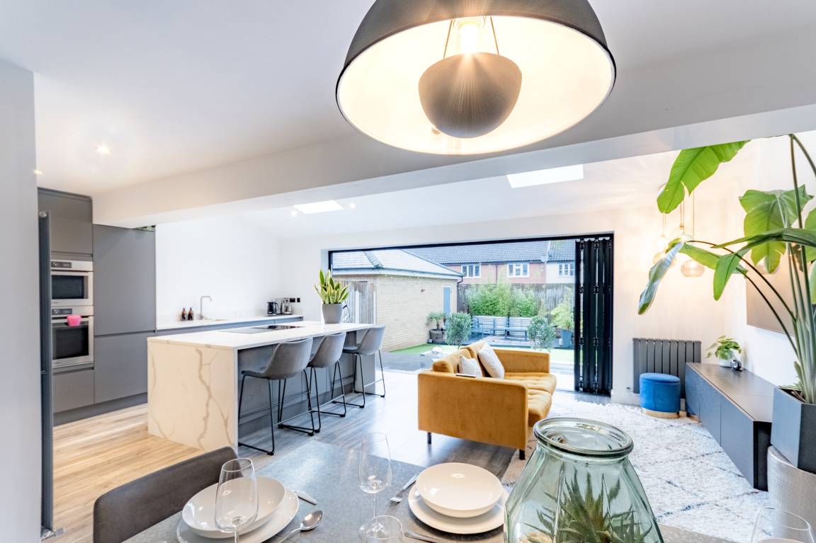 149 M² House ∙ 3 Bedrooms ∙ 5 Guests - Chelmsford