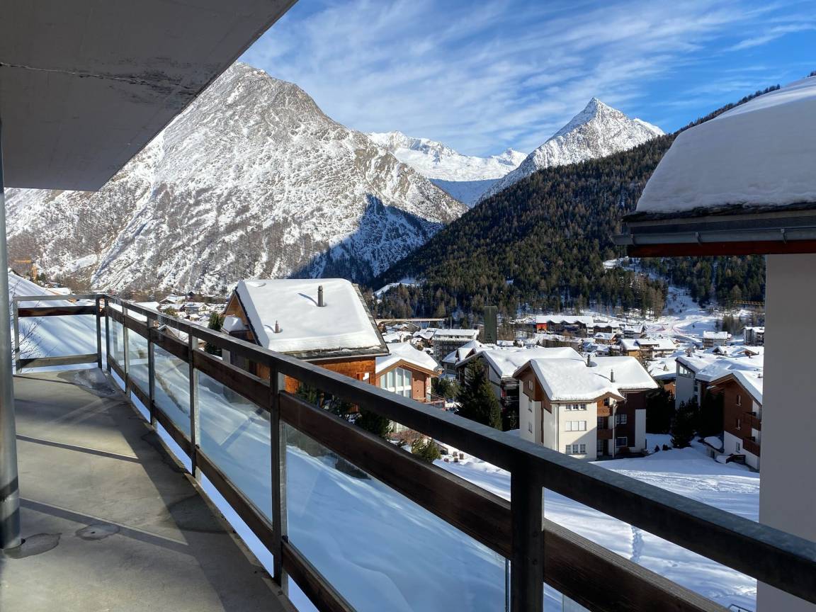 160 M² Ferienhaus ∙ 4 Schlafzimmer ∙ 7 Gäste - Saas-Grund