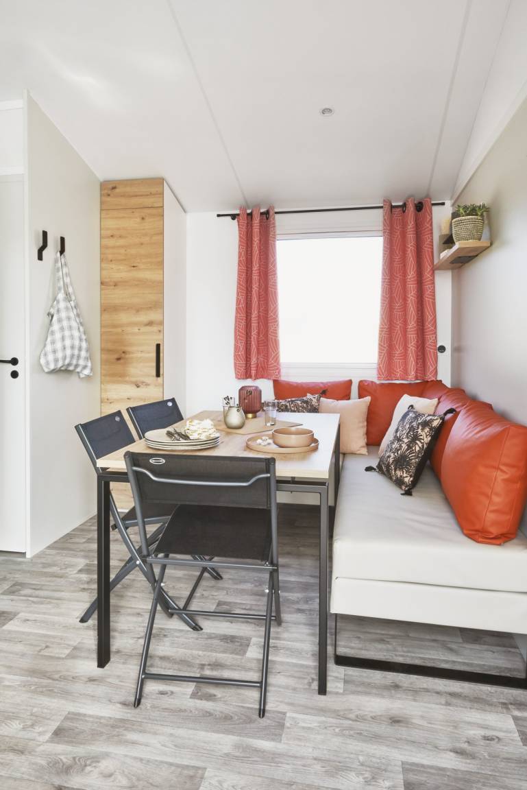 28 M² Camping ∙ 2 Bedrooms ∙ 4 Guests - Île de Ré