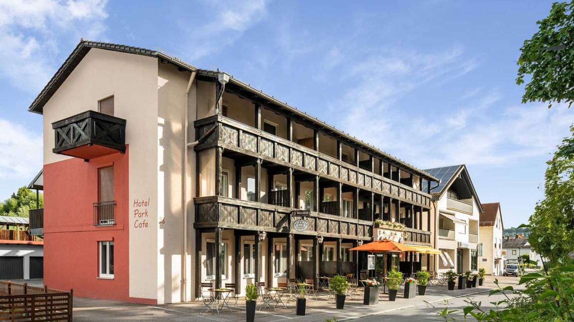 Hotel ∙ 3 Gäste - Regensburg