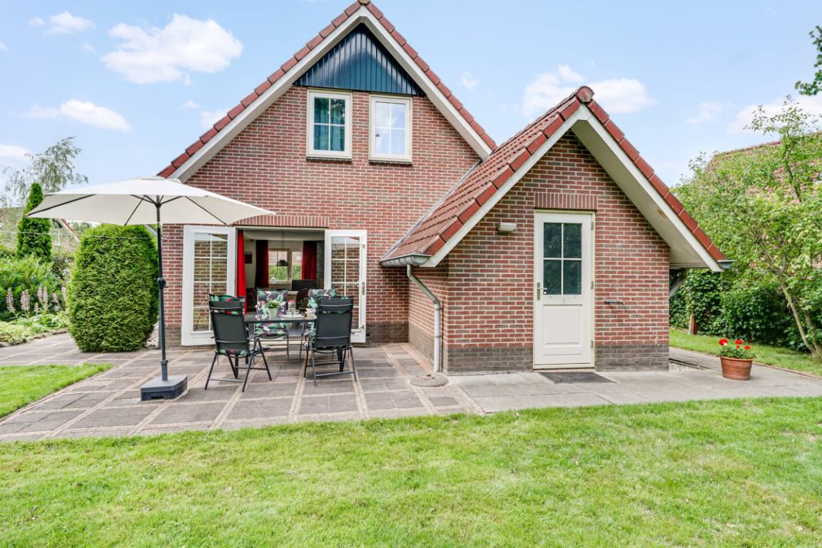 House ∙ 2 Bedrooms ∙ 4 Guests - Groningen