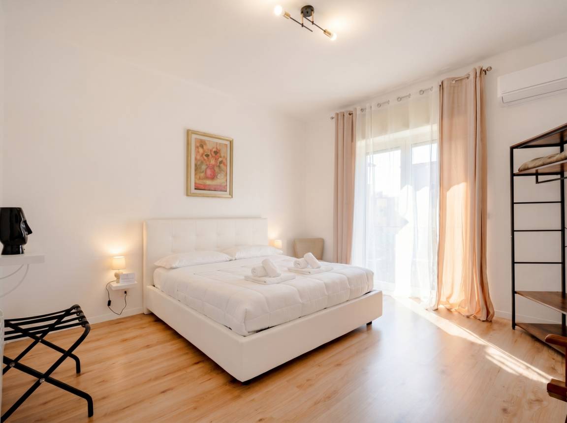 90 M² Apartamento ∙ 3 Habitaciones ∙ 8 Huéspedes - Bari