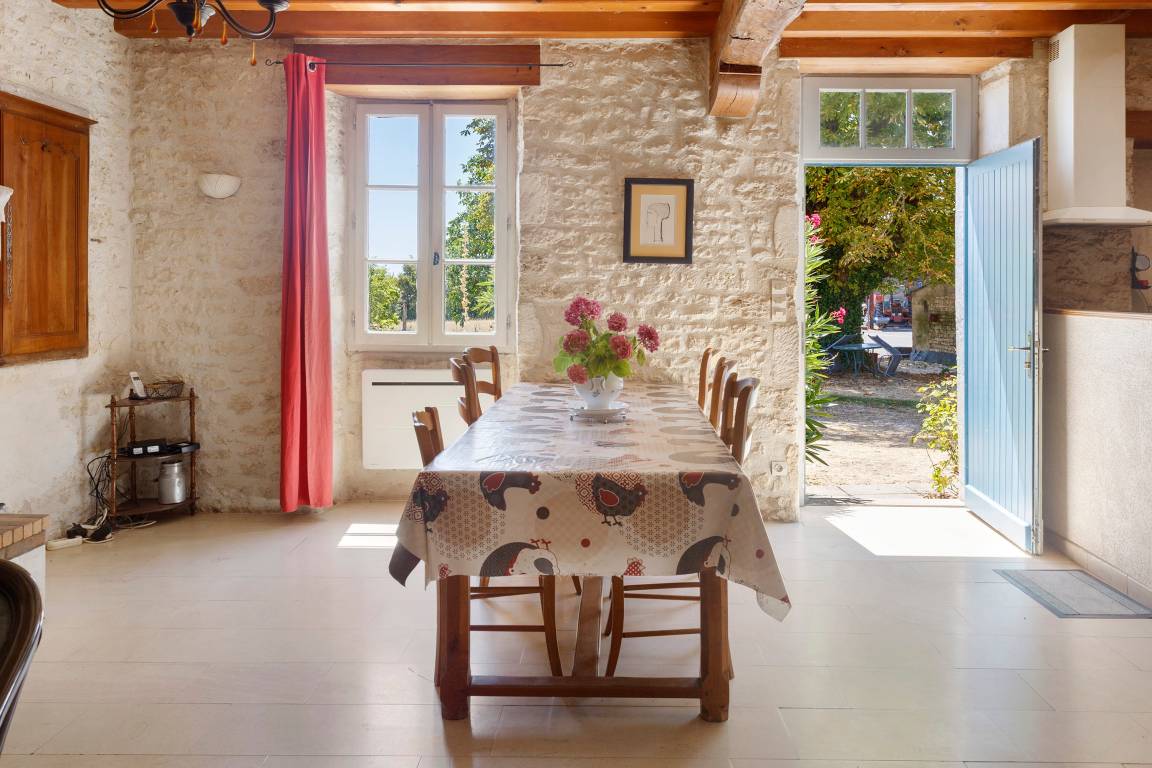 70 M² Maison De Vacances ∙ 2 Chambres ∙ 6 Personnes - Saint-Jean-d'Angély