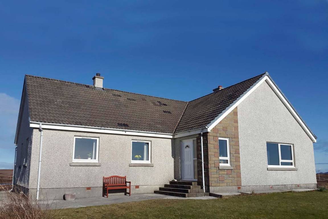 40 M² House ∙ 3 Bedrooms ∙ 5 Guests - North Uist