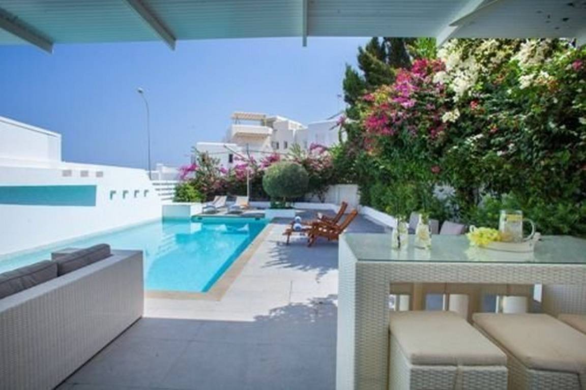 Villa ∙ 2 Bedrooms ∙ 6 Guests - Protaras
