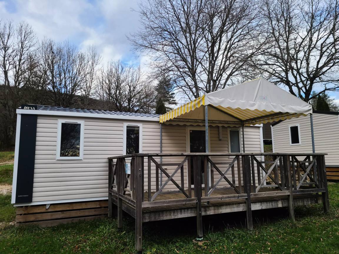 30 M² Mobil-home ∙ 3 Chambres ∙ 6 Personnes - Doucier