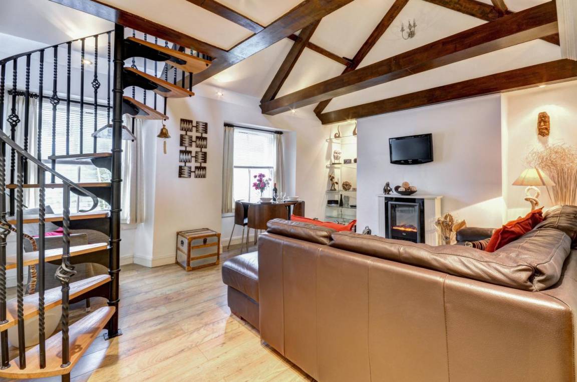 Apartment ∙ 2 Bedrooms ∙ 3 Guests - Looe