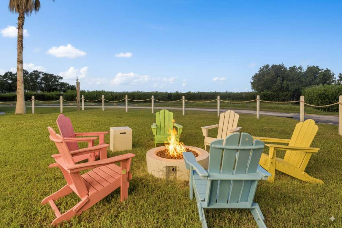 204 M² House ∙ 4 Bedrooms ∙ 10 Guests - Dunedin, FL