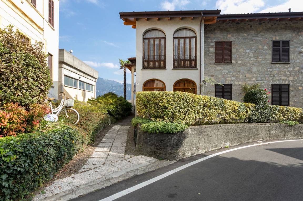 140 M² Resort ∙ 3 Bedrooms ∙ 5 Guests - Lake Como