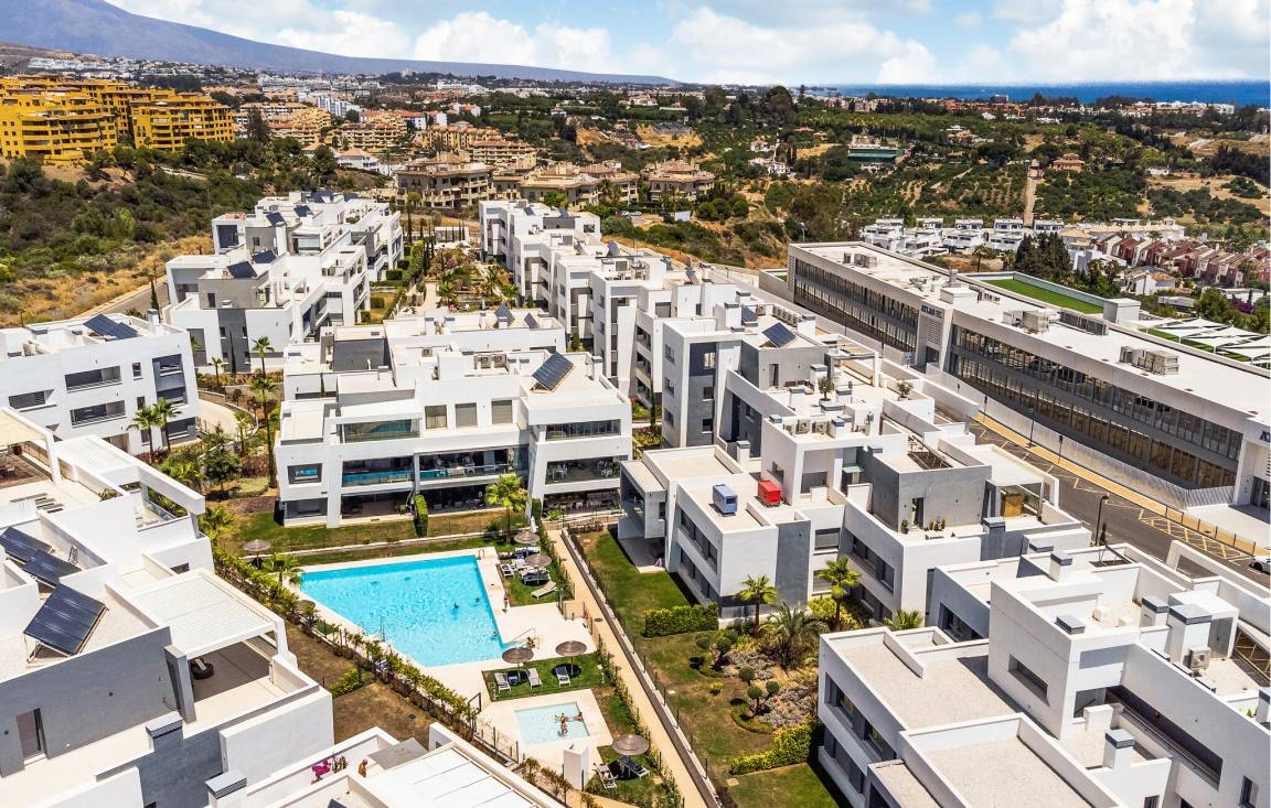 100 M² Apartment ∙ 2 Bedrooms ∙ 4 Guests - Estepona