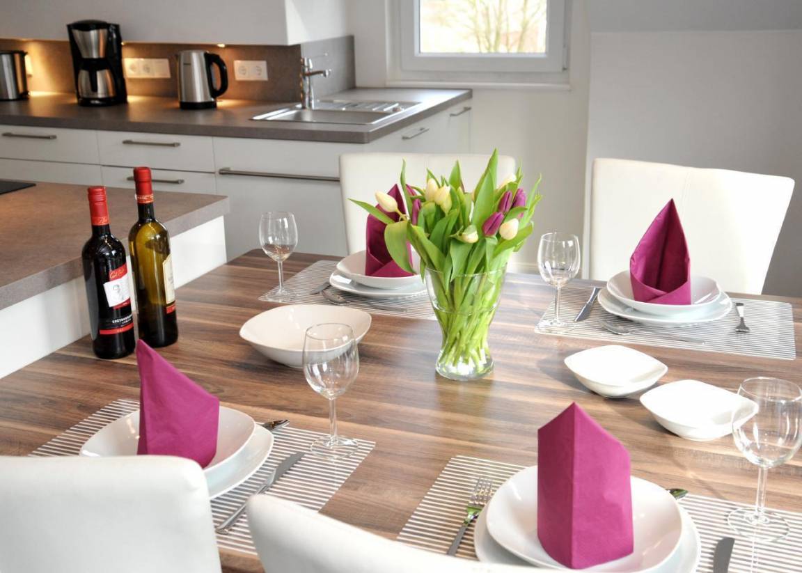 75 M² Ferienwohnung ∙ 2 Schlafzimmer ∙ 4 Gäste - Meinerzhagen