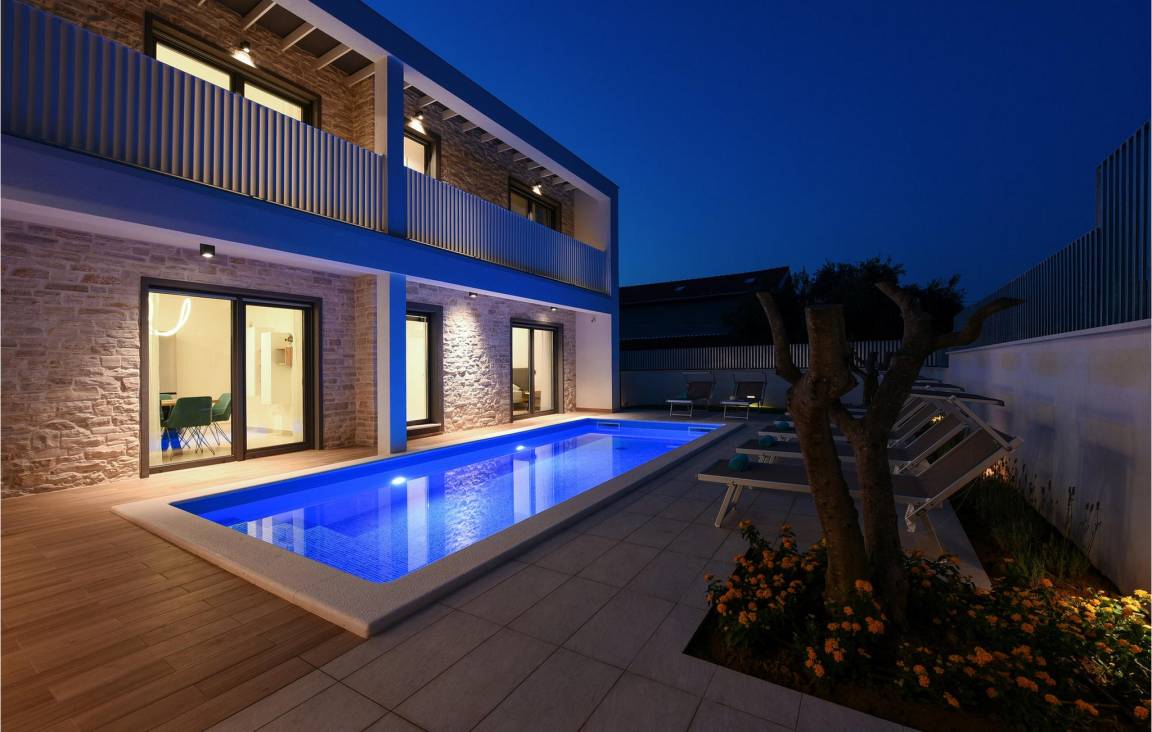 150 M² Ferienhaus ∙ 3 Schlafzimmer ∙ 8 Gäste - Zadar