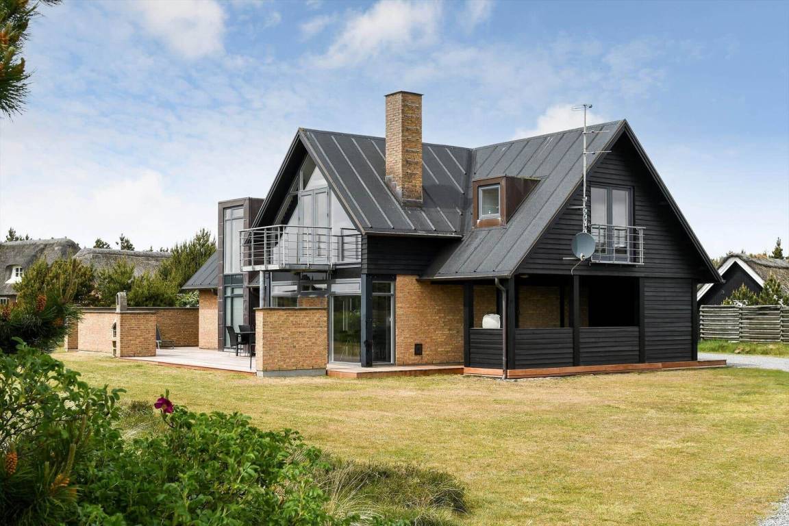 225 M² Ferienhaus ∙ 5 Schlafzimmer ∙ 12 Gäste - Blåvand