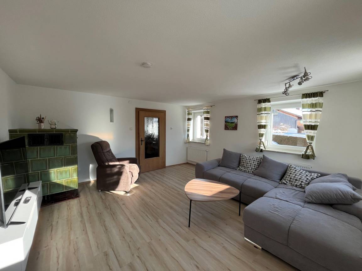 76 M² Ferienwohnung ∙ 1 Schlafzimmer ∙ 2 Gäste - Seeg