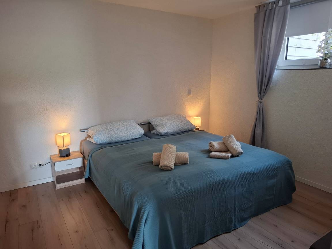 52 M² Ferienwohnung ∙ 1 Schlafzimmer ∙ 2 Gäste - Bad Mergentheim