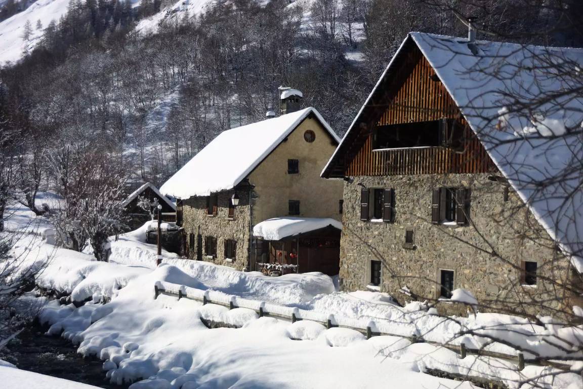 75 M² Apartment ∙ 3 Bedrooms ∙ 8 Guests - Valloire