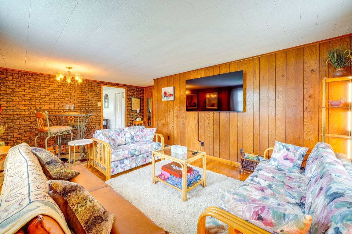 92 M² Apartment ∙ 2 Bedrooms ∙ 8 Guests - Daniel Vineyards, Crab Orchard