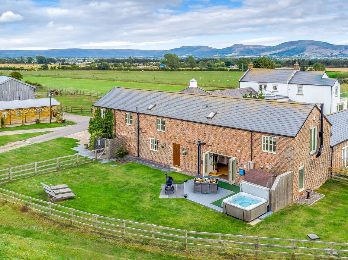 Cottage ∙ 4 Bedrooms ∙ 10 Guests - Osmotherley