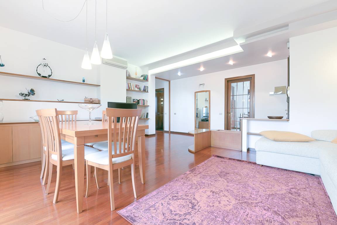 130 M² Apartment ∙ 3 Bedrooms ∙ 7 Guests - Mestre