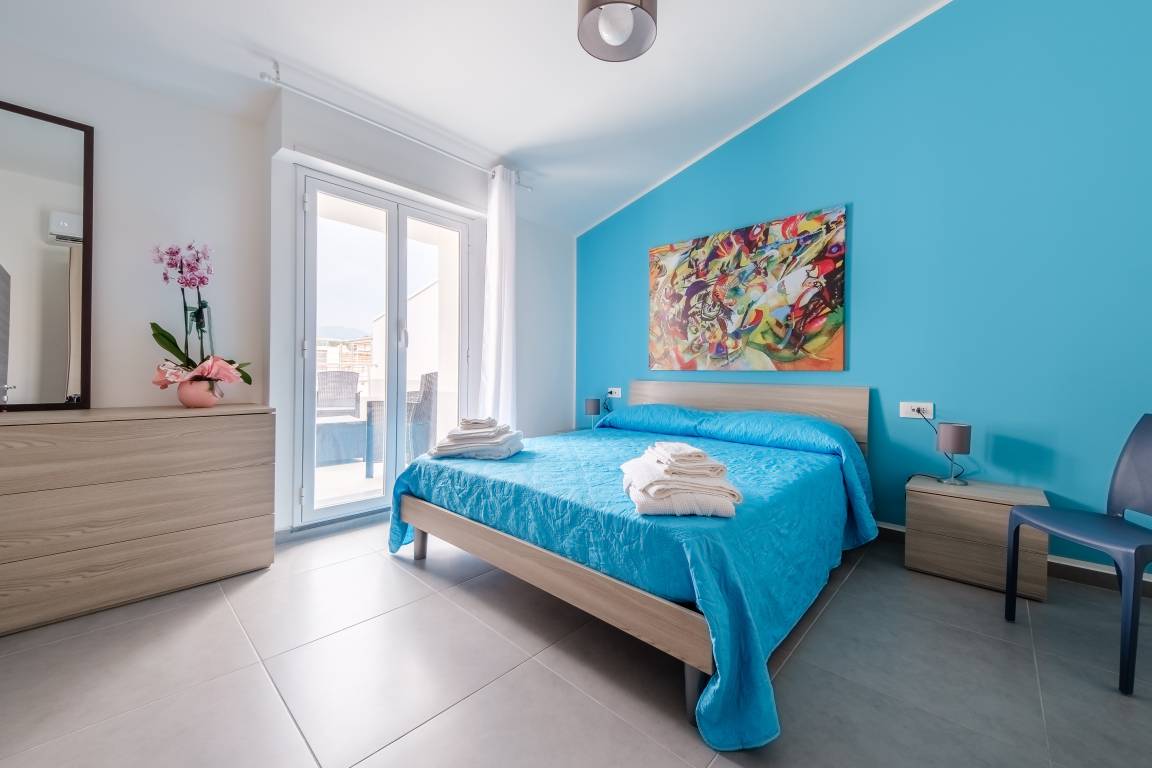 60 M² Casa ∙ 2 Habitaciones ∙ 5 Huéspedes - Villafranca Tirrena