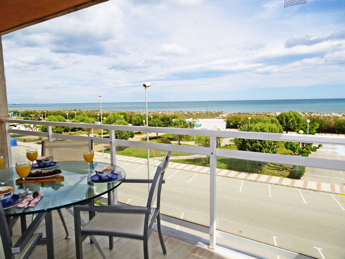 100 M² Apartment ∙ 3 Bedrooms ∙ 6 Guests - Daimús