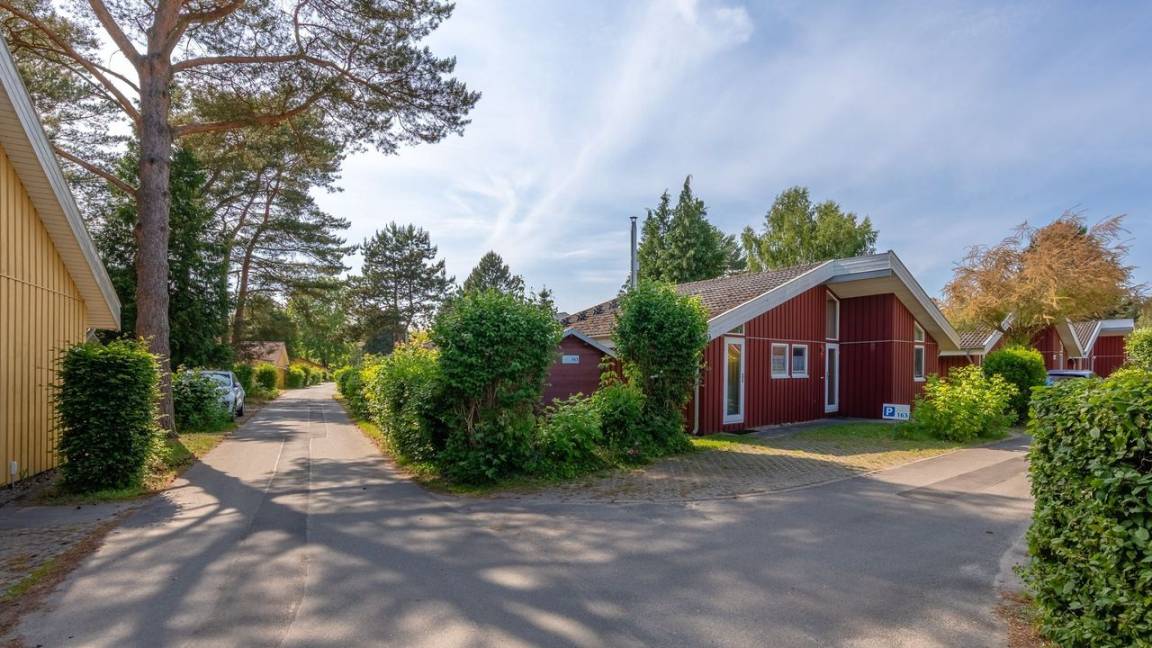 77 M² Ferienhaus ∙ 2 Schlafzimmer ∙ 4 Gäste - Userin
