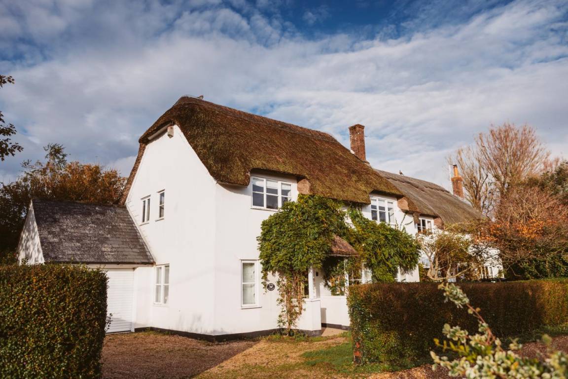 Cottage ∙ 8 Bedrooms ∙ 8 Guests - Wareham