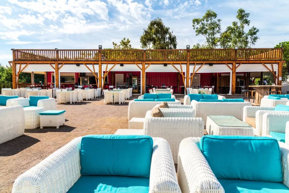 40 M² Mobil-home ∙ 4 Chambres ∙ 8 Personnes - Plage du Racou