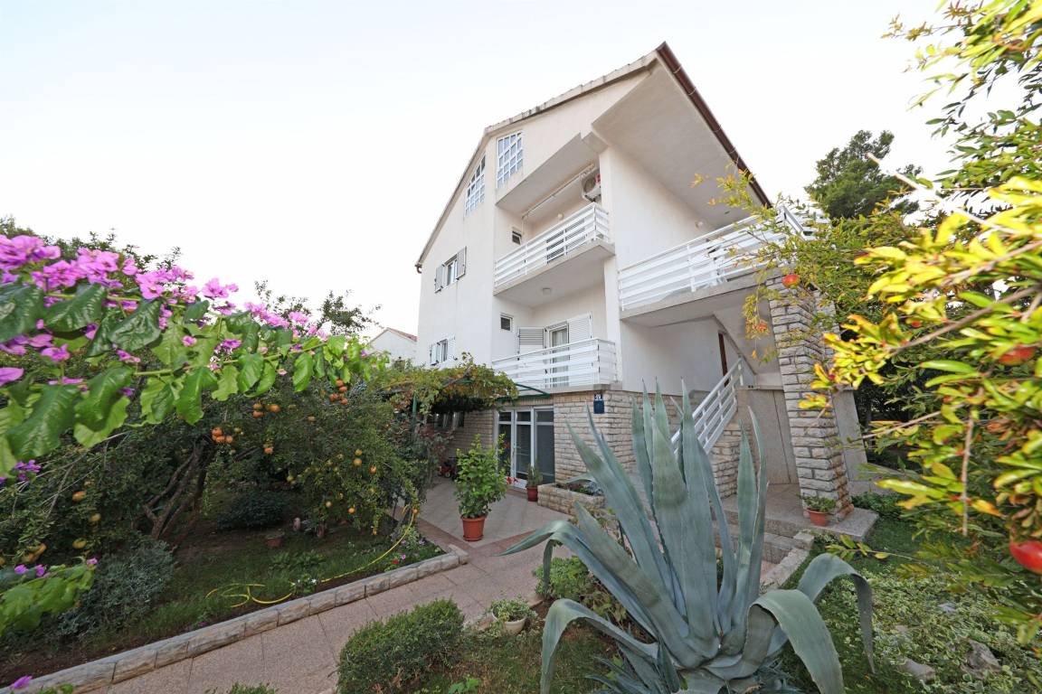 Apartment ∙ 2 Bedrooms ∙ 4 Guests - Vodice