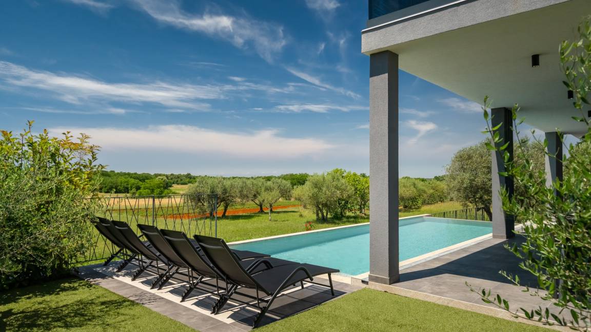 168 M² Villa ∙ 3 Slaapkamers ∙ 6 Gasten - Umag