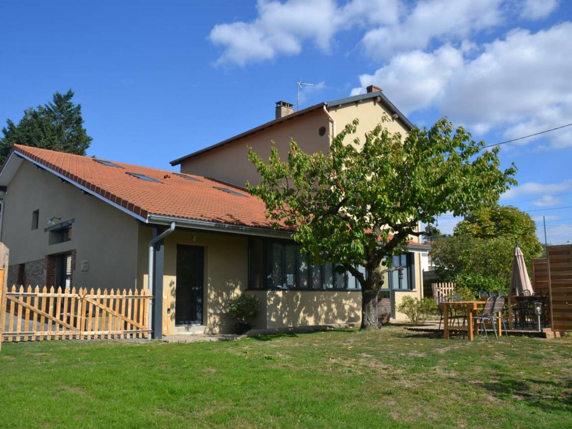 200 M² Cottage ∙ 4 Camere Da Letto ∙ 9 Ospiti - Saint-Galmier
