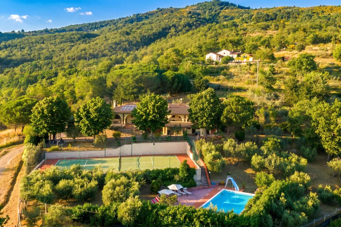 113 M² Villa ∙ 6 Chambres ∙ 12 Personnes - Toscane