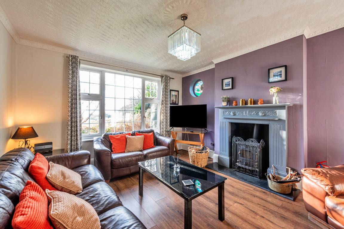 240 M² House ∙ 6 Bedrooms ∙ 11 Guests - North Wales