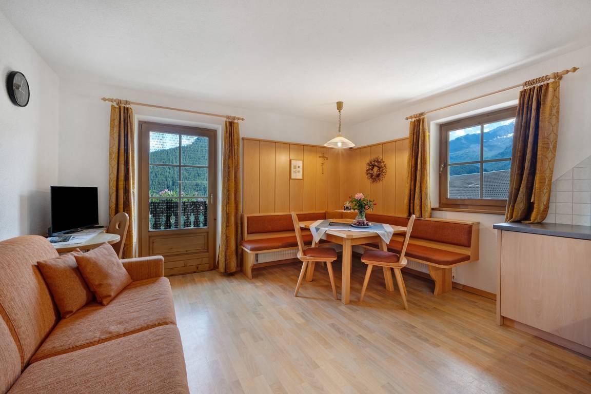45 M² Ferienwohnung ∙ 1 Schlafzimmer ∙ 4 Gäste - Ulten
