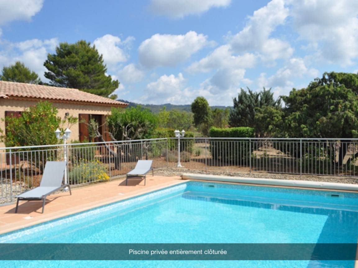 104 M² Ferienhaus ∙ 3 Schlafzimmer ∙ 8 Gäste - Cotignac
