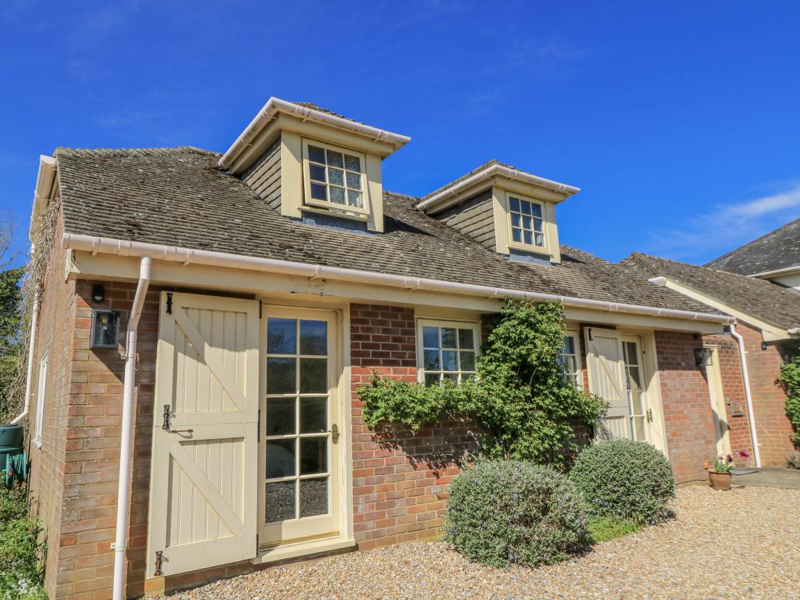 Cottage ∙ 2 Bedrooms ∙ 5 Guests - Fordingbridge