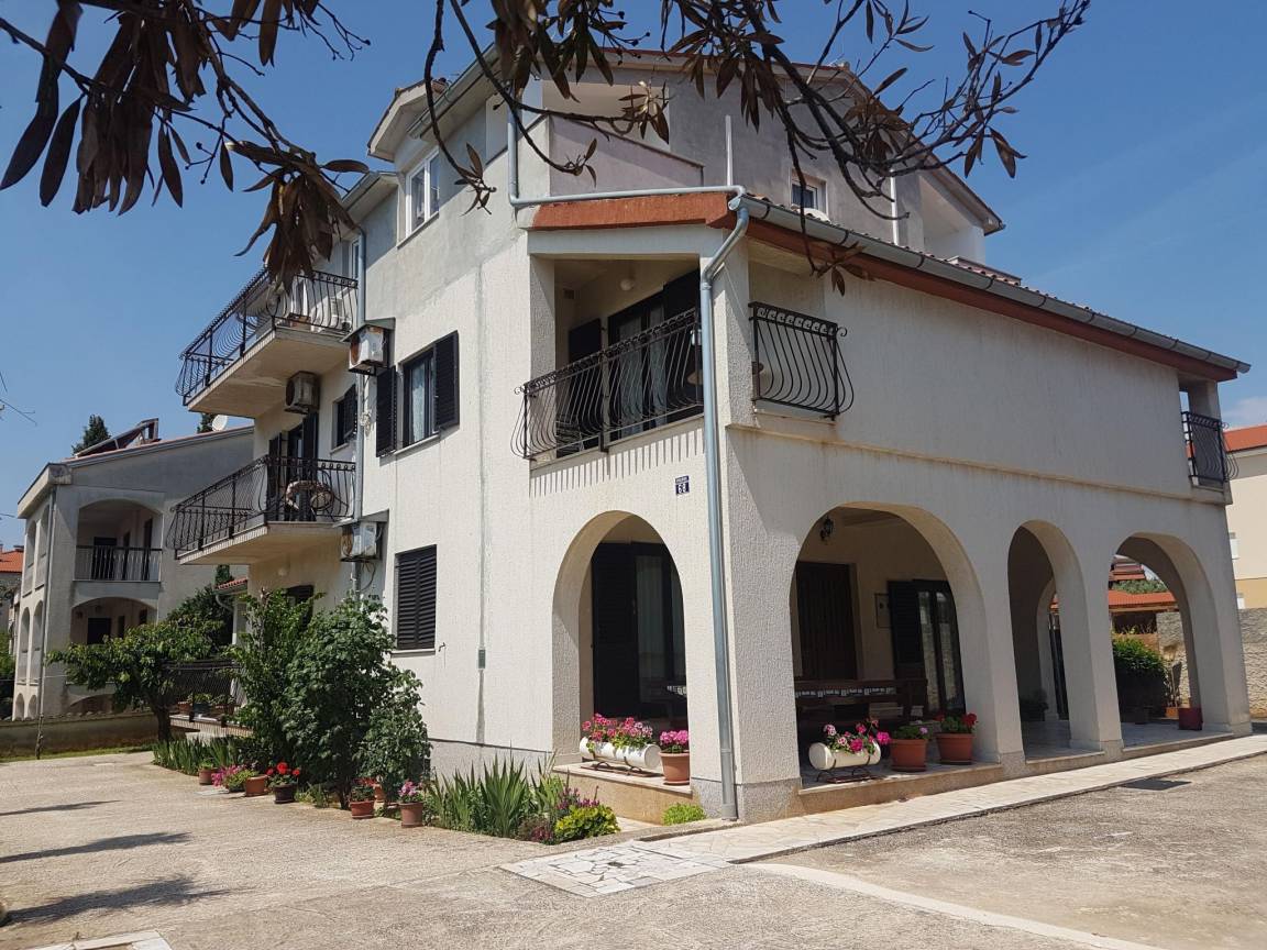 65 M² Appartement ∙ 2 Slaapkamers ∙ 6 Gasten - Premantura