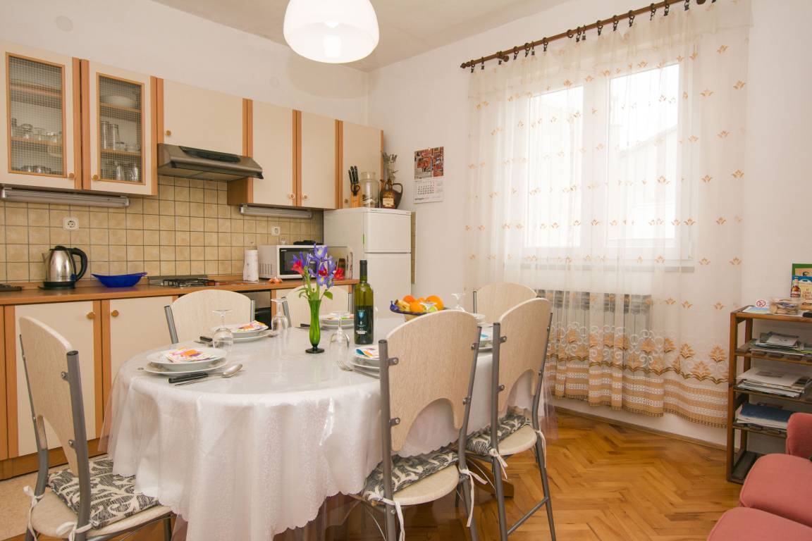 80 M² Apartment ∙ 2 Bedrooms ∙ 5 Guests - Biograd na Moru