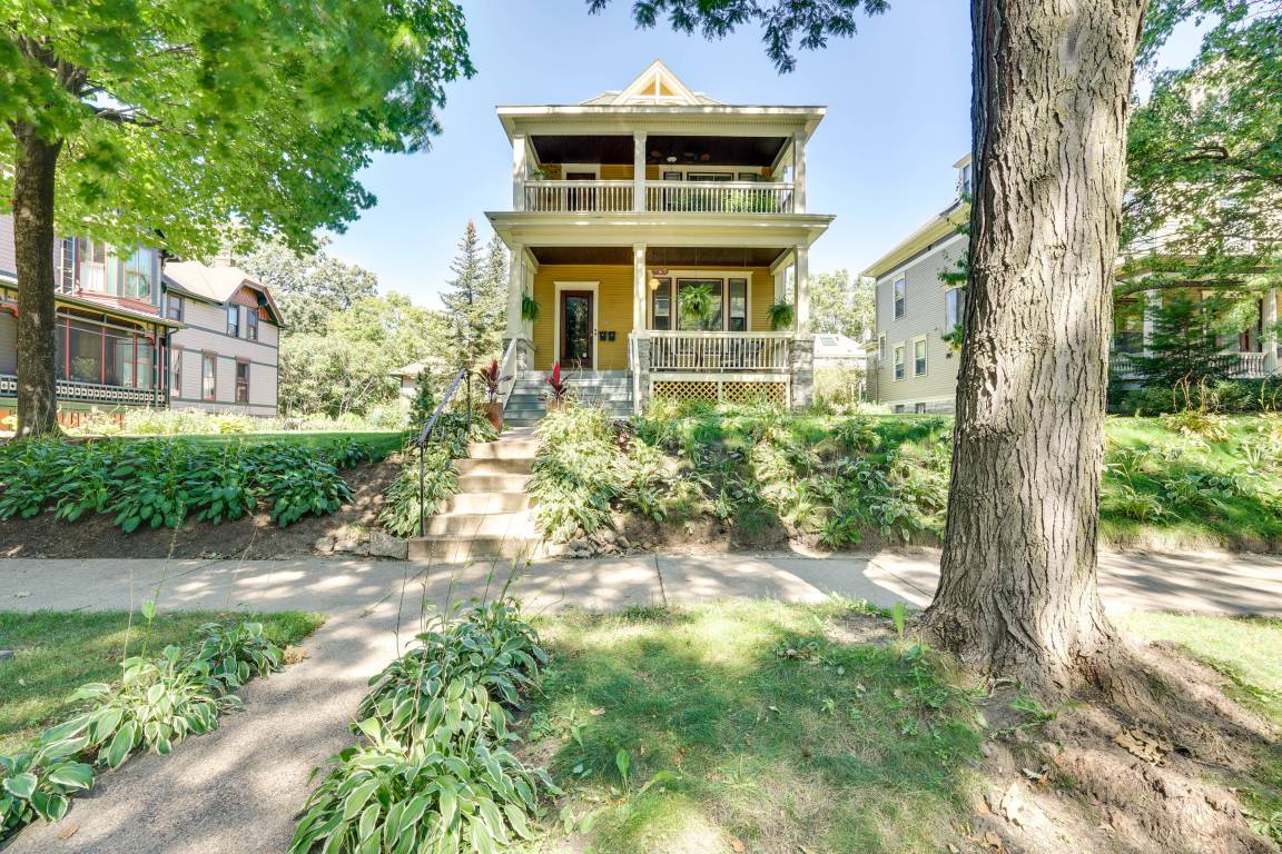 92 M² House ∙ 2 Bedrooms ∙ 4 Guests - Fort Snelling State Park, St Paul