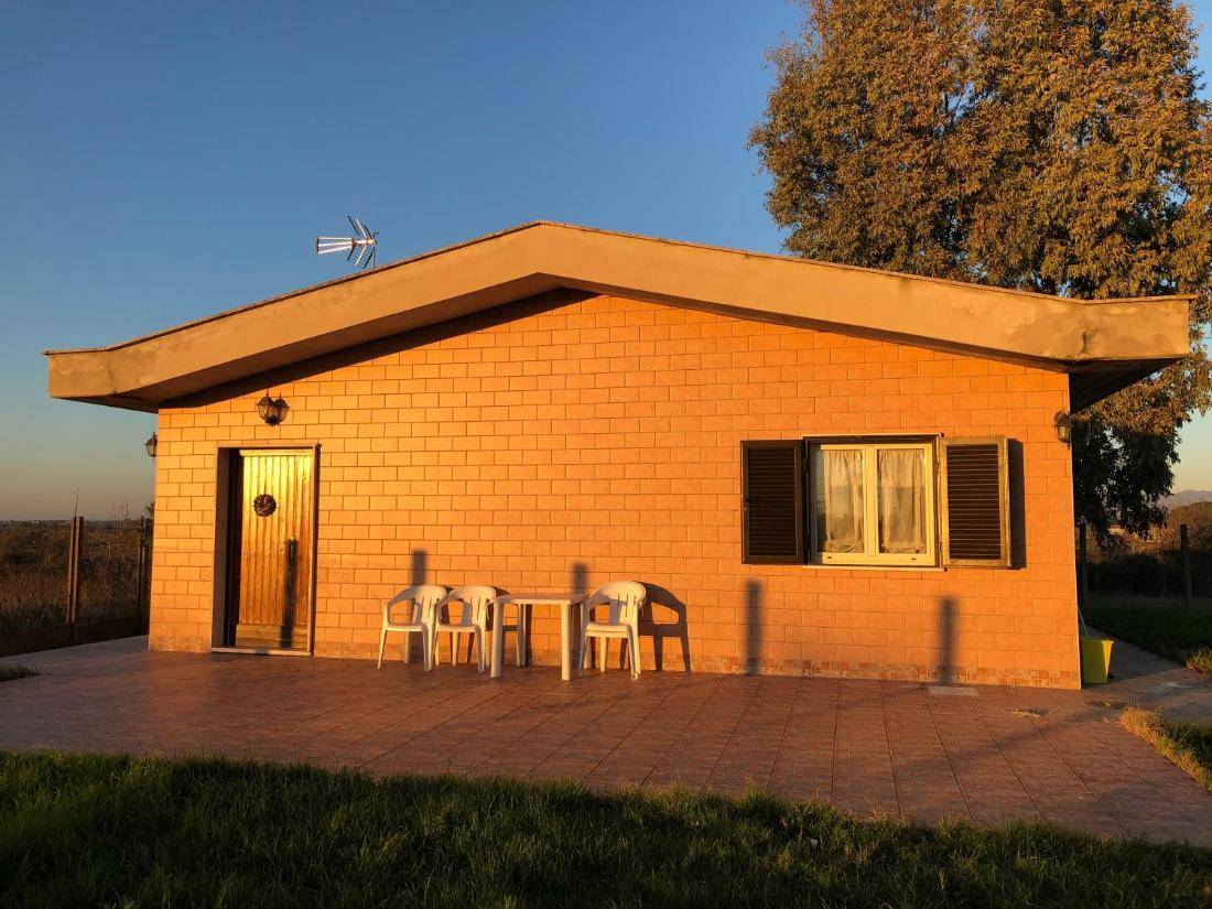 70 M² Villa ∙ 2 Bedrooms ∙ 6 Guests - Aprilia