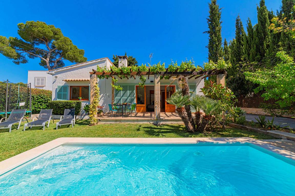 153 M² Villa ∙ 3 Bedrooms ∙ 5 Guests - Port de Pollença